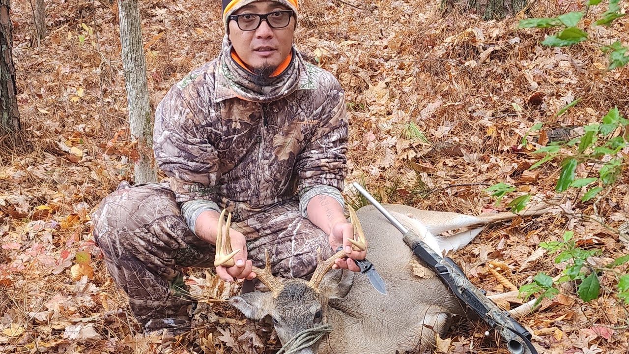 Hunting Uwharrie national forest buck and doe down. - YouTube