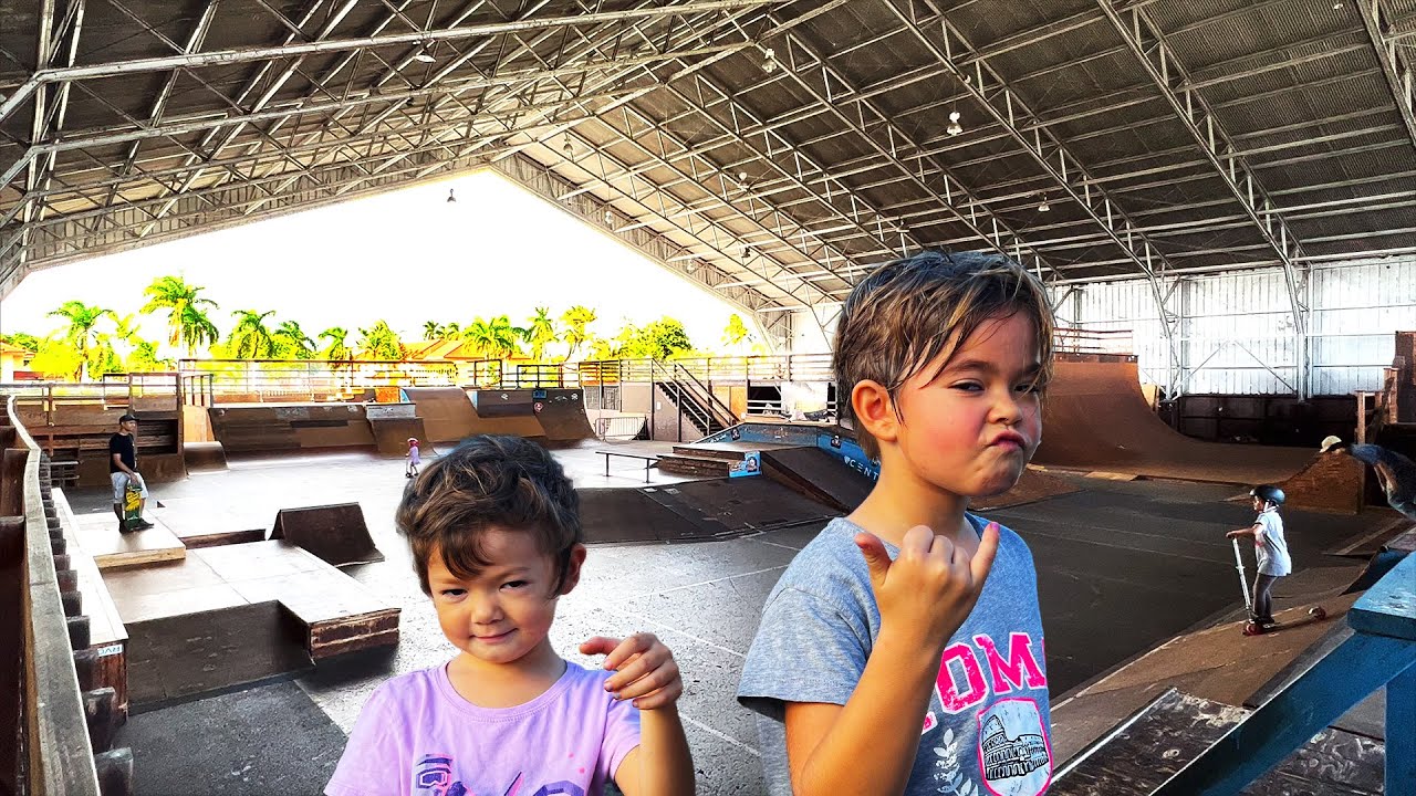 The best skatepark on Oahu - Skate Hangar // Taking my little girls ...