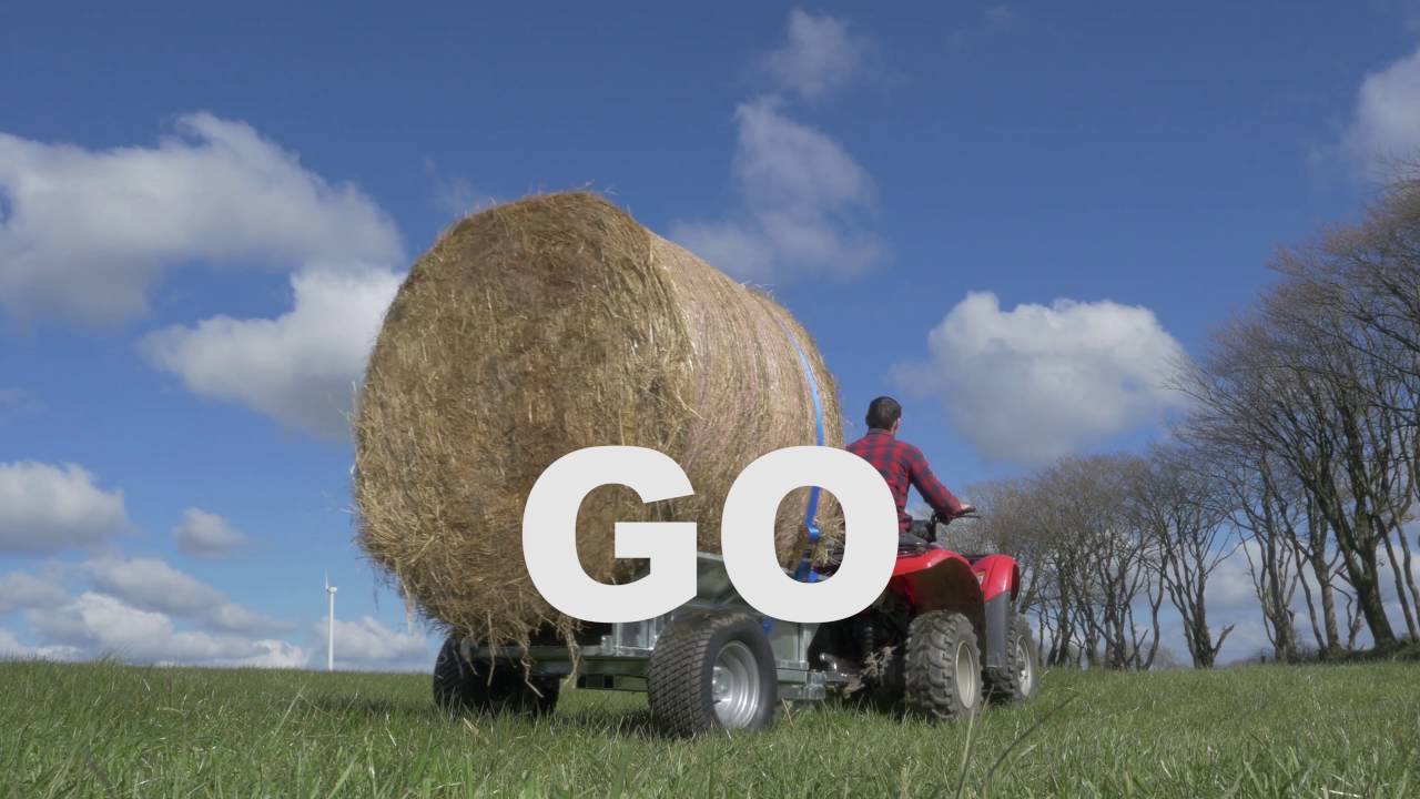 Bale King - The 3 steps to loading up a round bale - YouTube