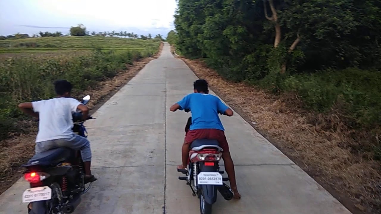 Sym110 vs Euro rapido 110 - YouTube
