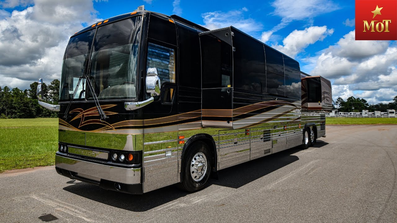 Motorhomes of Texas 2004 Prevost Royale P1438 - YouTube