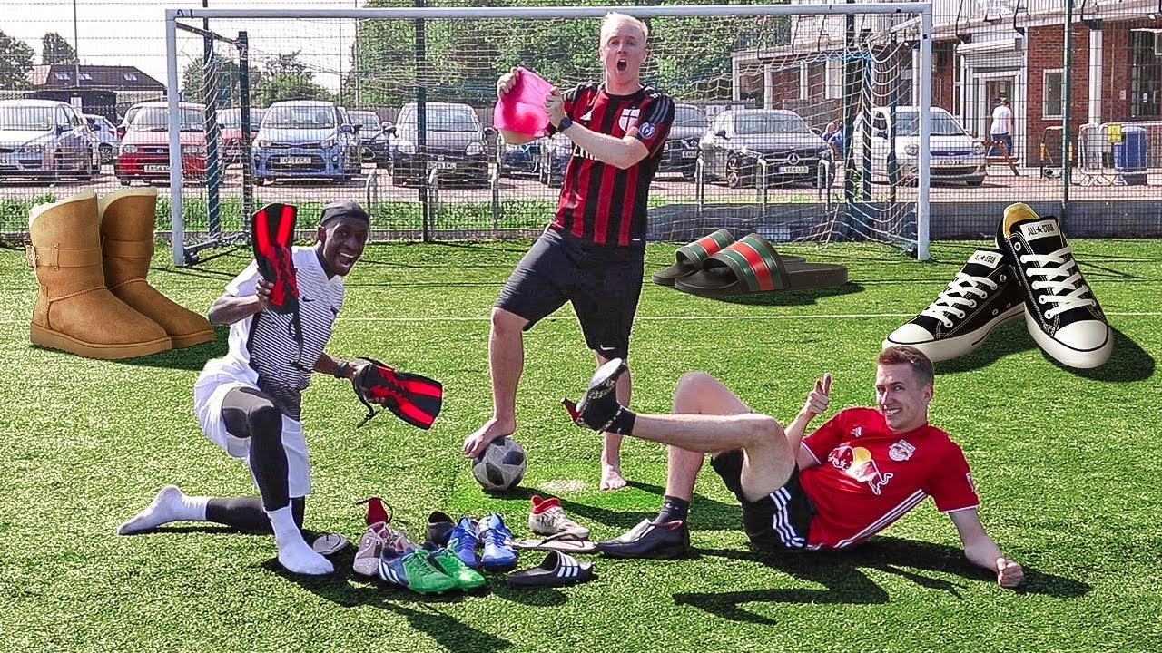 FOOTWEAR FOOTBALL w/ MINIMINTER & TOBI - YouTube