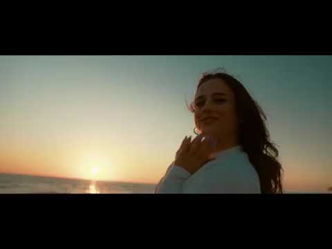 Zehra - Çok Seviyorum (Video Klip)