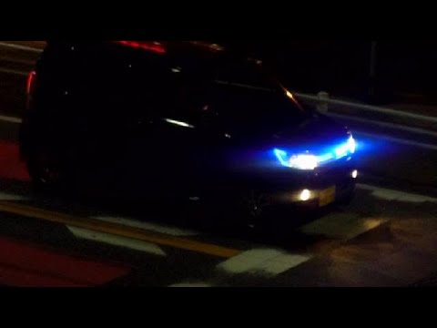 Blue Lights on Cars in Japan - YouTube