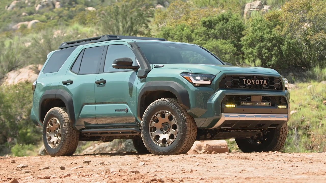 2025 Toyota 4Runner Trailhunter Exterior Design in Everest - YouTube