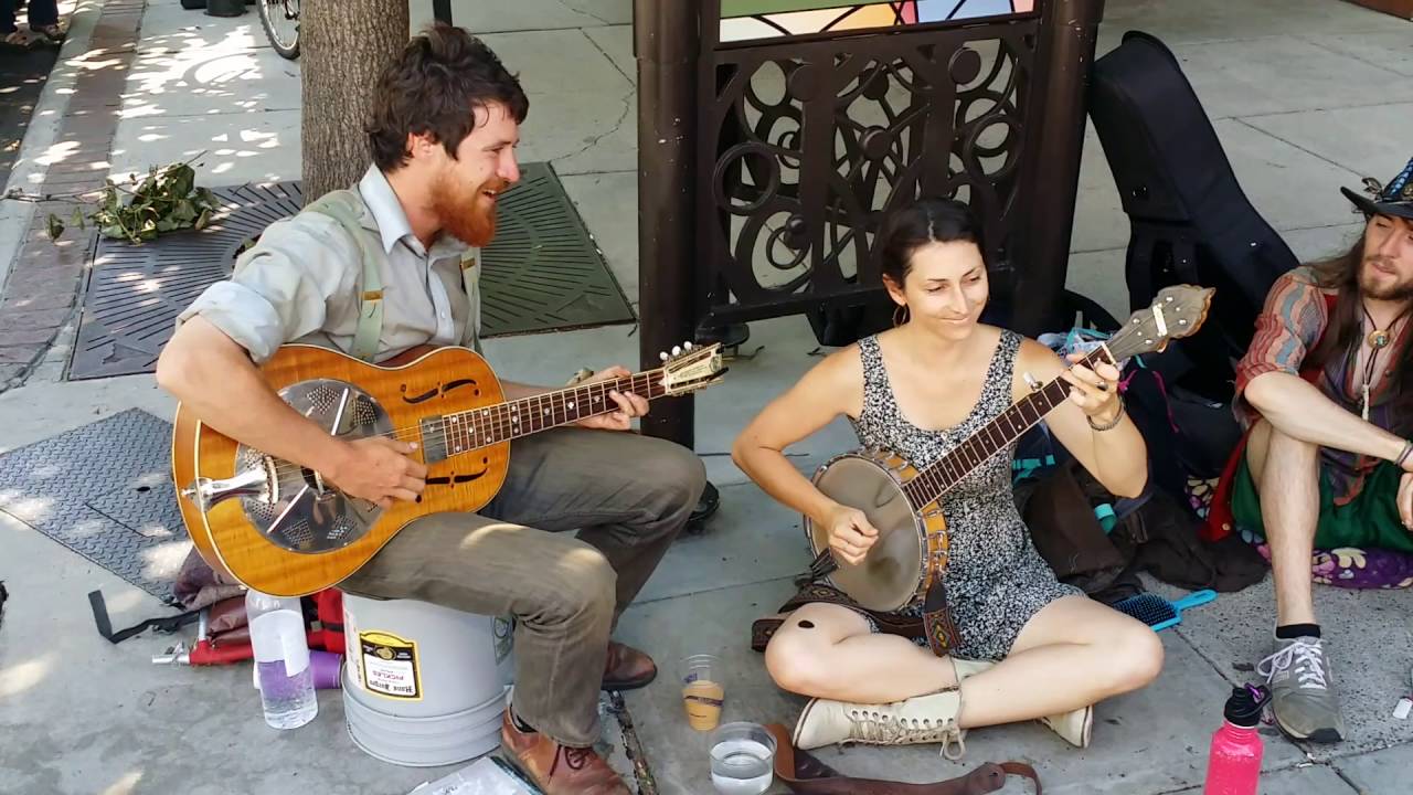 St Cinder/Jessie Andra Smith Busker Jam - Downtown Asheville - YouTube