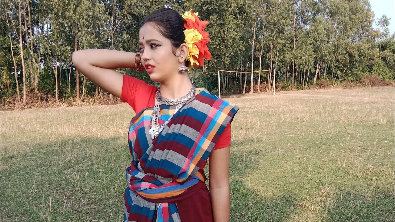 Kalo vromor || Rai || Arpita Chakraborty || - YouTube