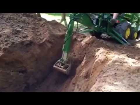 1968 John Deere 140 Johnson loader Brantly Backhoe digging water lines ...
