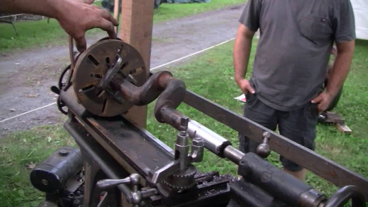 1890's LATHE RUNNING OFF HIT AND MISS ENGINE - YouTube