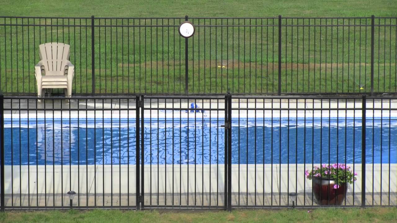 Elite Aluminum Fence Style EFF-25 Residential - YouTube