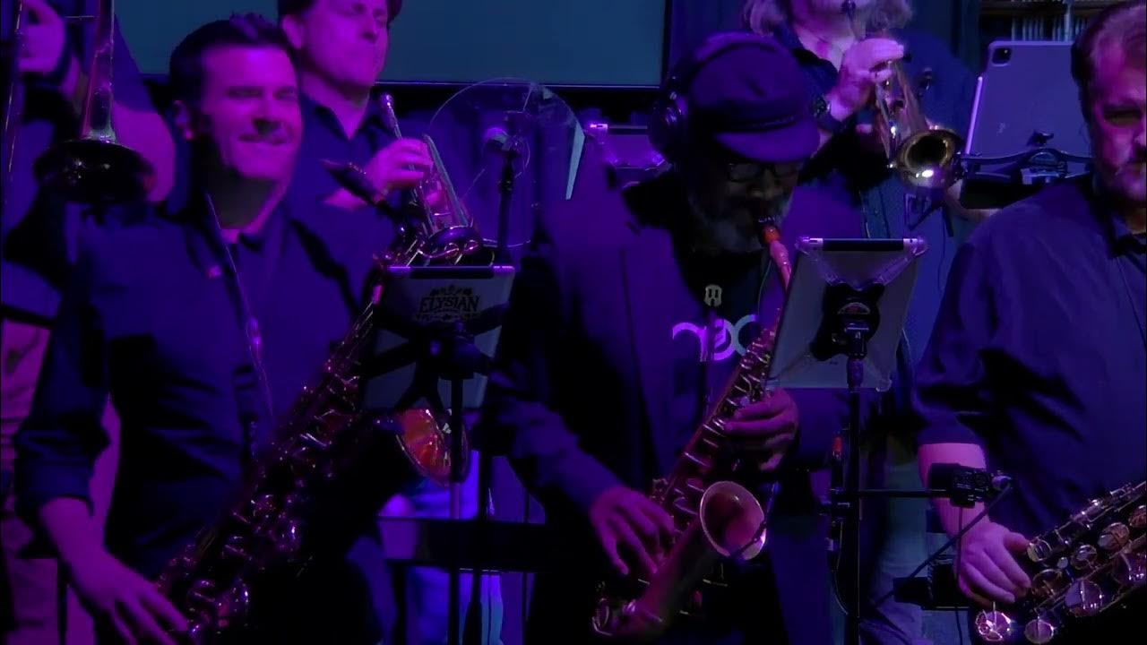 I Feel Good - YouTube