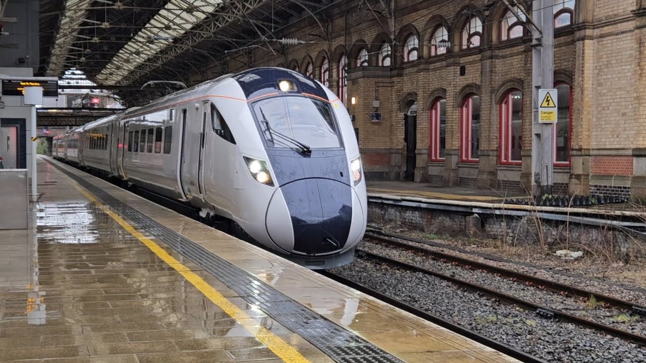 Avanti West Coast 805002 On Driver Training Preston & i Meet ...