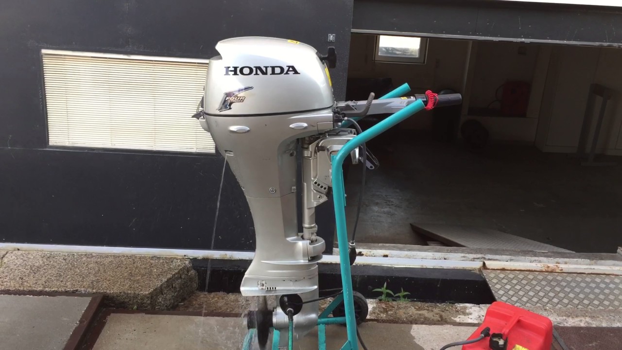 Honda BF10 10 pk 4 takt - YouTube