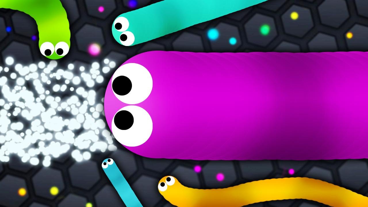 SLITHER.IO - LETS GET MASSIVE! GOING FOR FIRST PLACE! (SLITHER.IO ...
