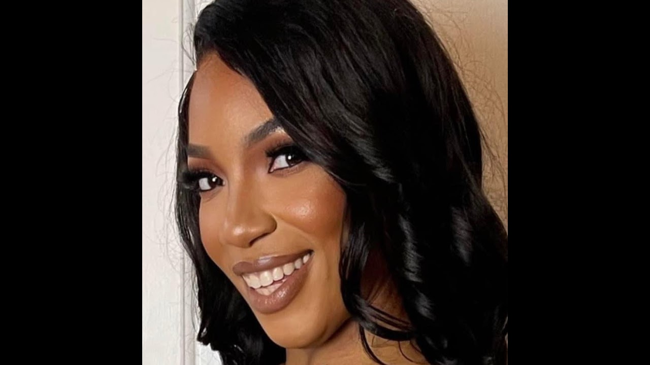 FreeCodeCamp - Front End Development Libraries - Bootstrap - YouTube