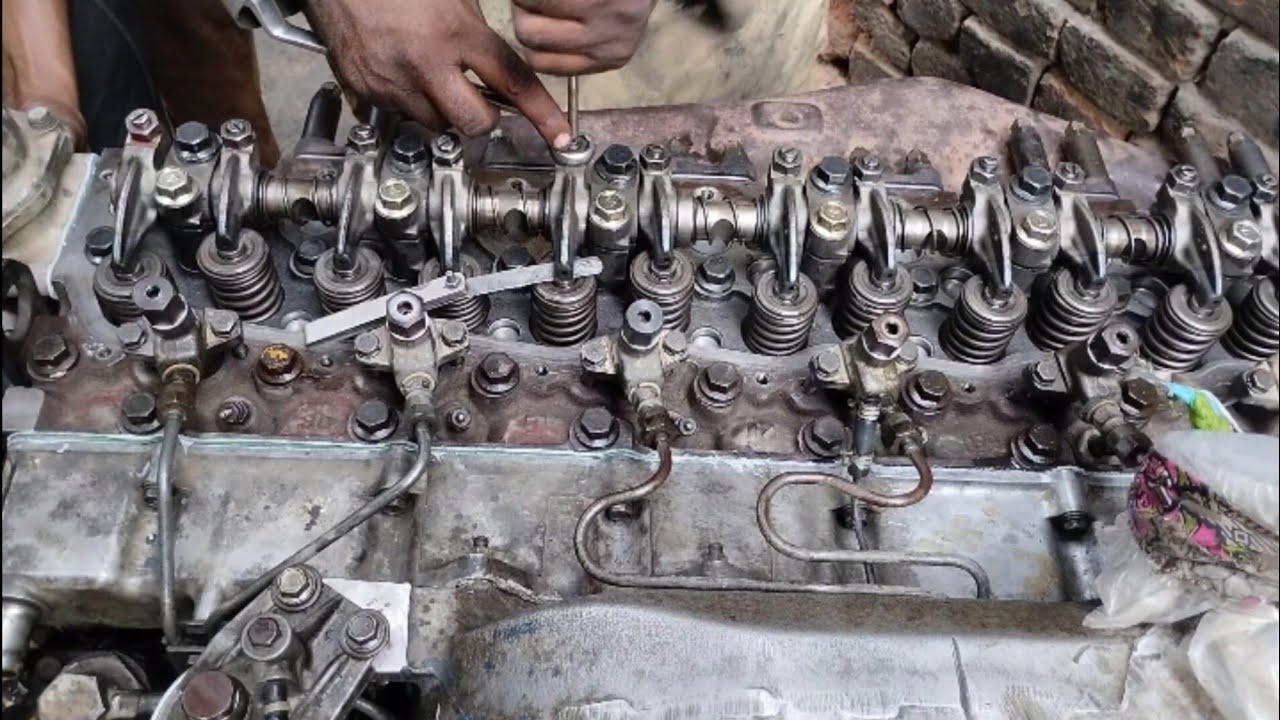 Hino 7D Diesel Engine Cylinder Head Valve fittings and Tappet Clearance ...