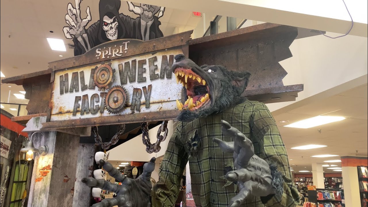 👻 NEW FOR 2021 Spirit Halloween Mr.Howle Life Size Animatronic Werewolf ...