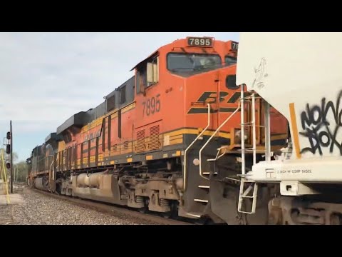 BNSF 7895 Trails on a Manifest through Terre Haute, IN - YouTube