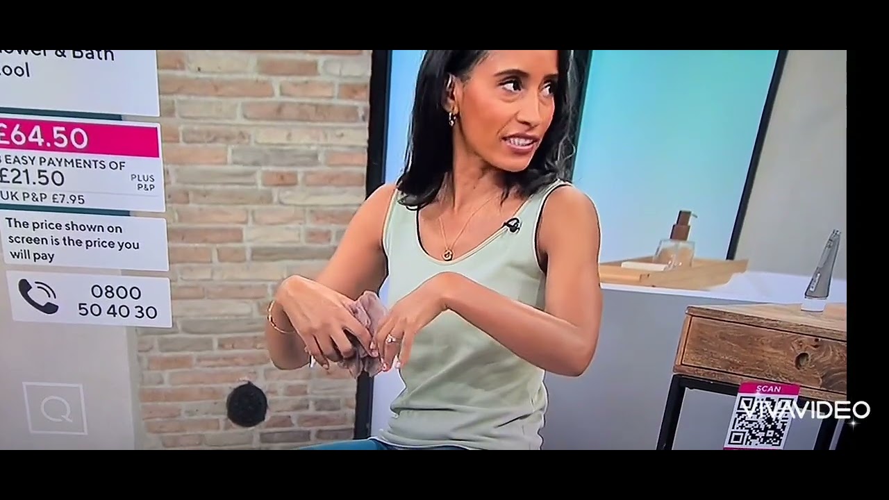 QVC UK presenter Cordelia demos foot product. - YouTube