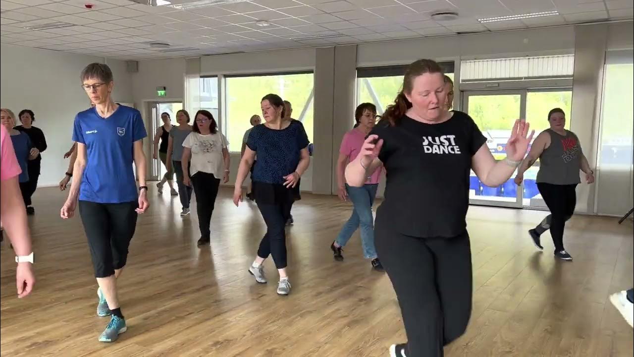 Seasons Change - Improver Linedance. Colin Ghys, Jo Kinser - YouTube