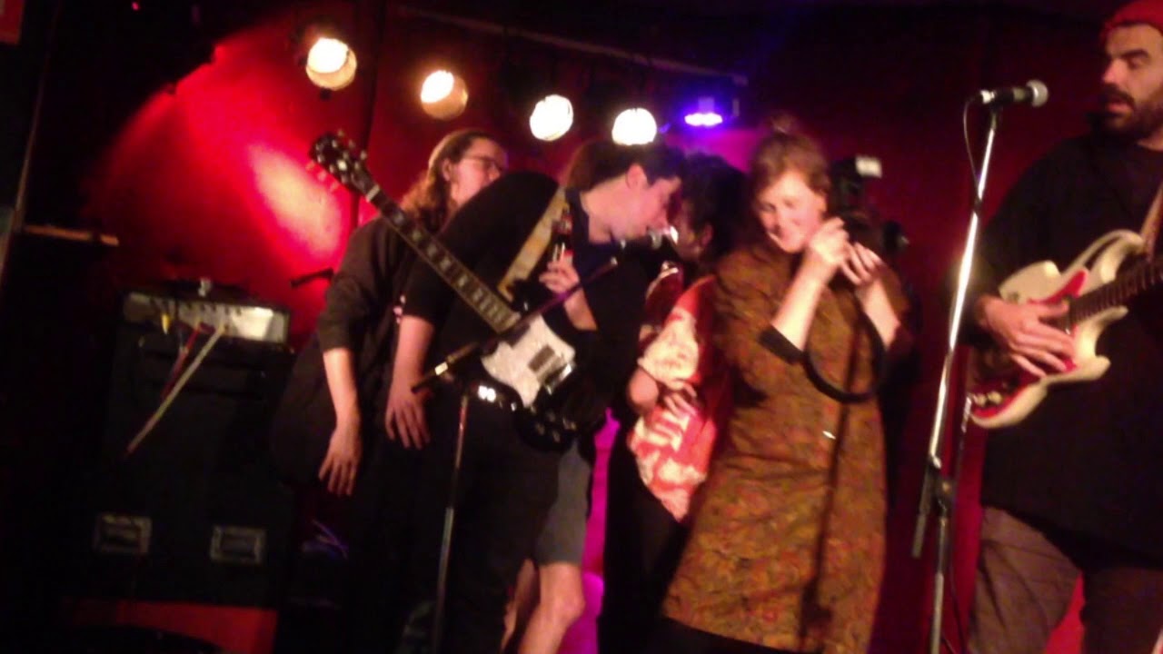 Emlyn Johnson and The Choir - Mojos Bar, Fremantle, Oct 2017 - YouTube