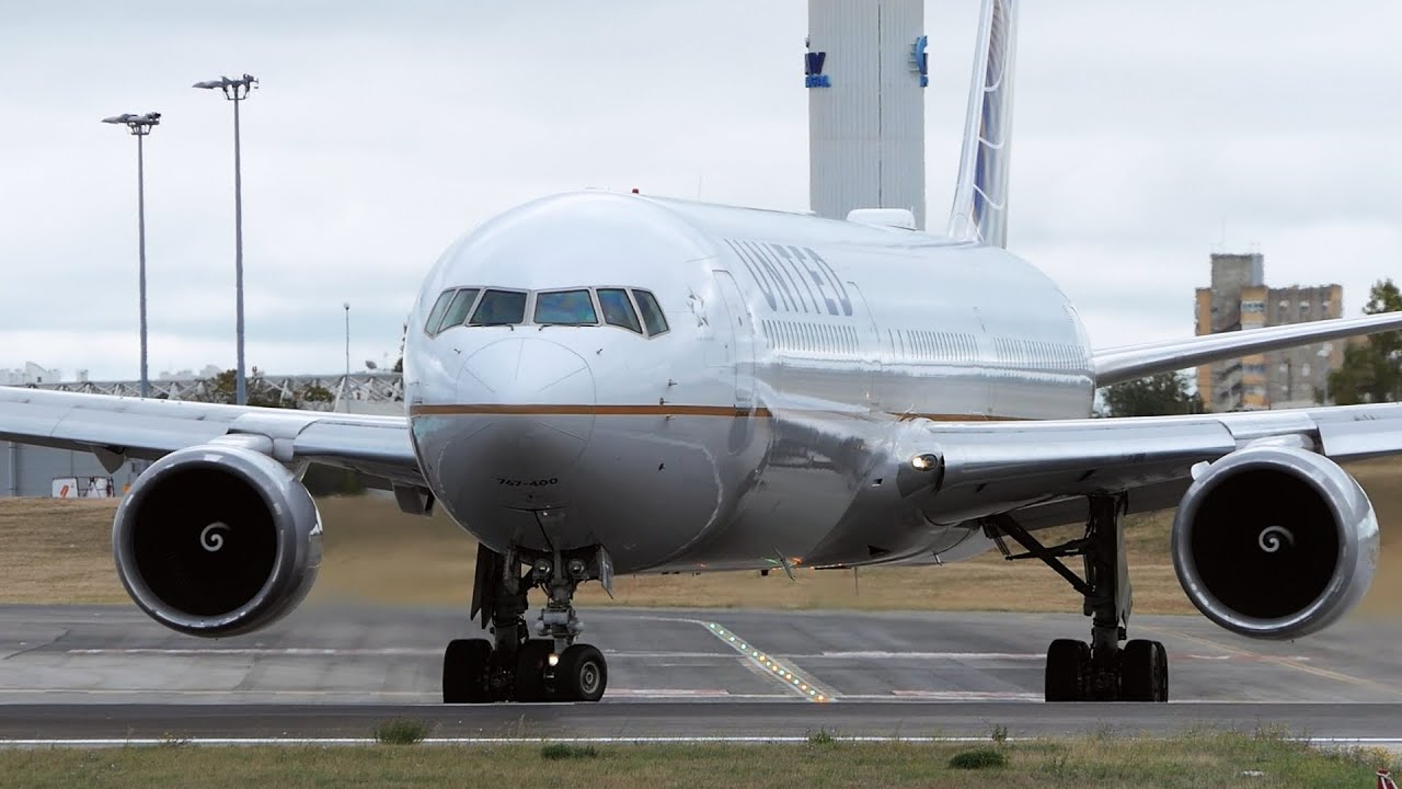 AIRBUS A321NX Retrojet vs BOEING 767 and +! - YouTube