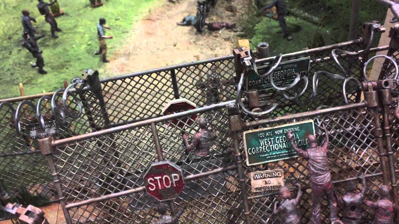 The Walking Dead Custom Building Sets - YouTube