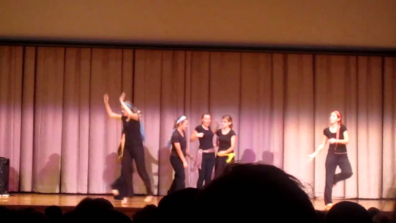 Spot homecoming disney dance skit - YouTube