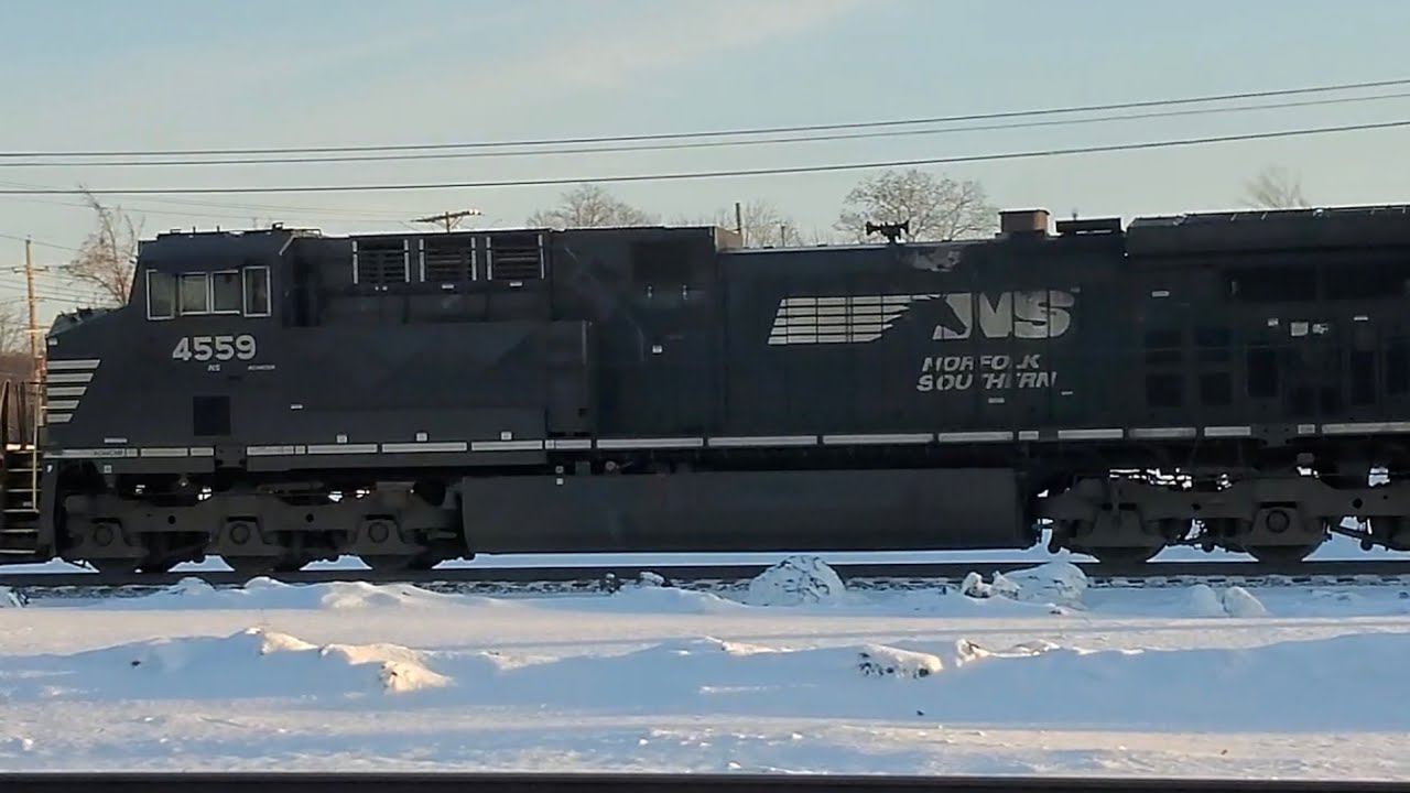 NS 4559 Mid DUP NS 4233 Intermodal Train - YouTube