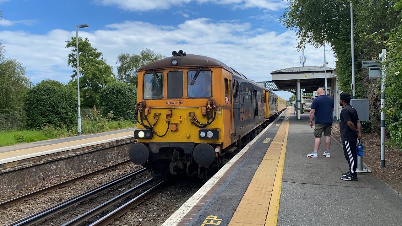 Class 73963 and 73965 pass through Hampden Park with 3 tones - YouTube