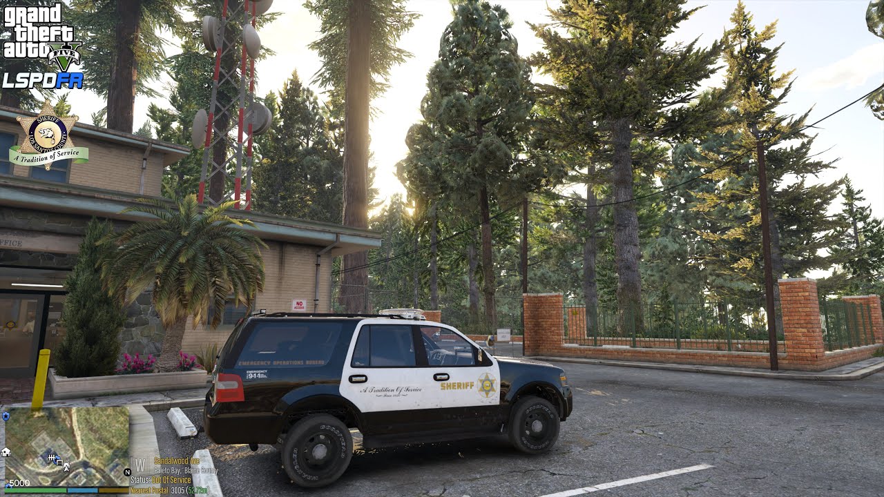 GTA V - LSPDFR 0.4.9🚔 - LSSD/LASD - Ford Expedition - Person with A Gun ...