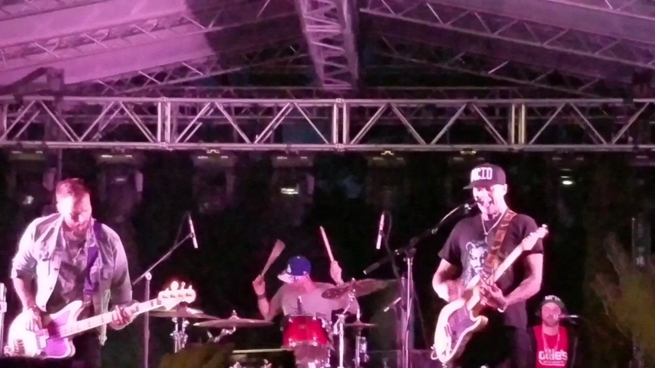 Highly Suspect - Lydia Live - YouTube