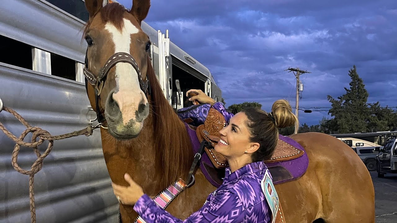 RODEO ROAD: ANOTHER NEW HORSE + RENO RODEO - YouTube