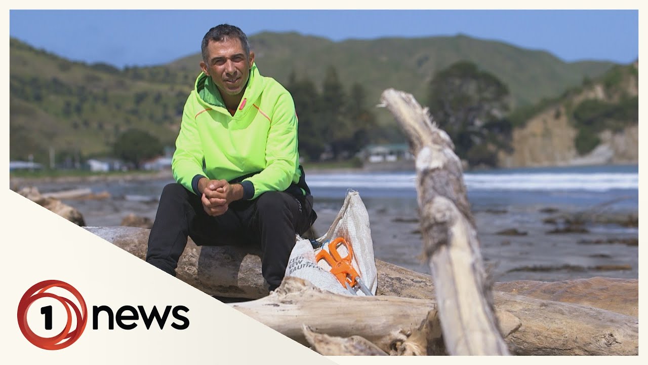 Good Sorts: Mahia man who picks up rubbish while running - YouTube