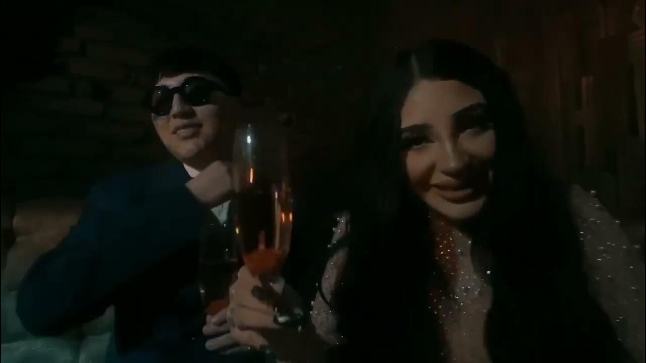 REGGAETON CHAMPAGNE - Bellakath ft Dani Flow (Video Oficial) - YouTube