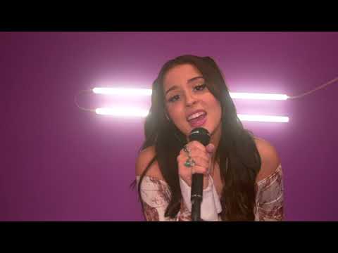 Just Stef - Miss U Miss Me (Live) - YouTube