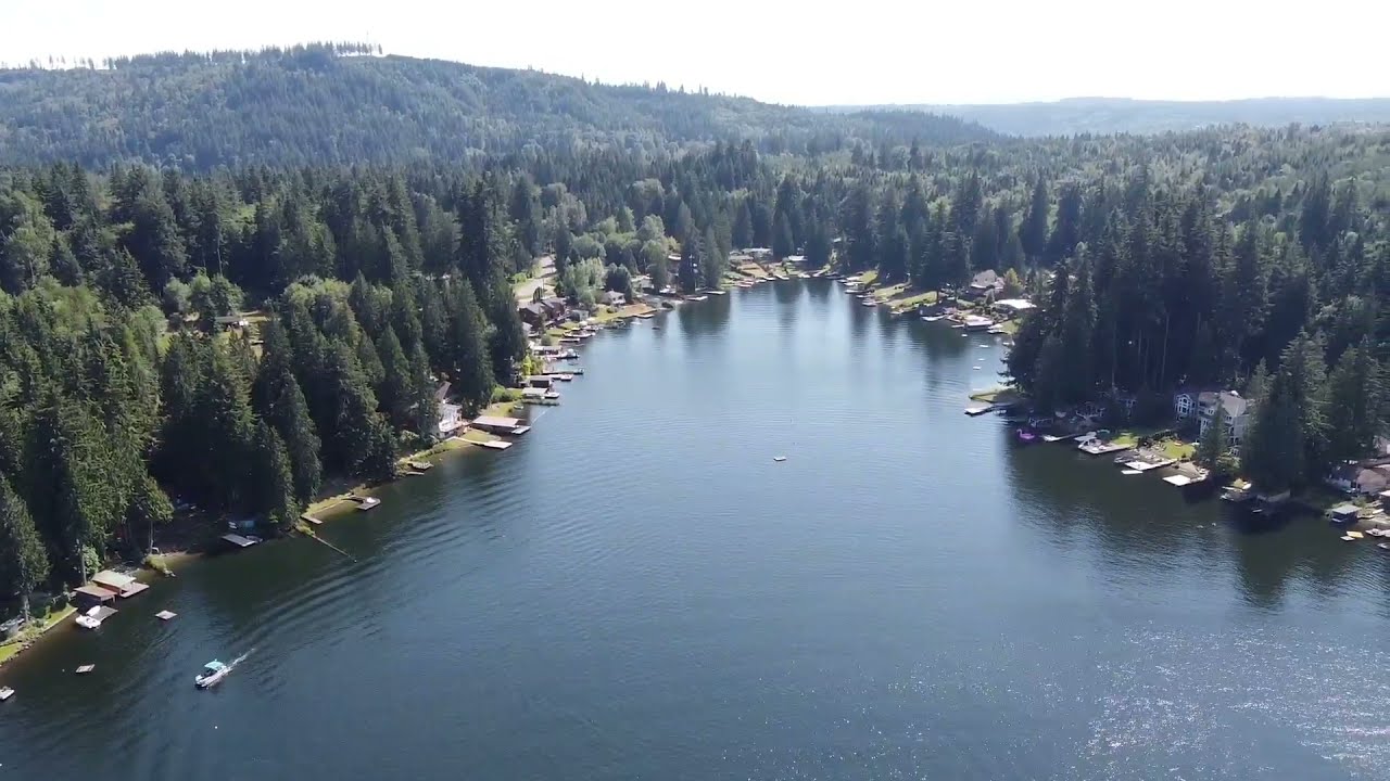 Drone flight at Lake Roesiger near Snohomish Washington. Mavic Mini ...