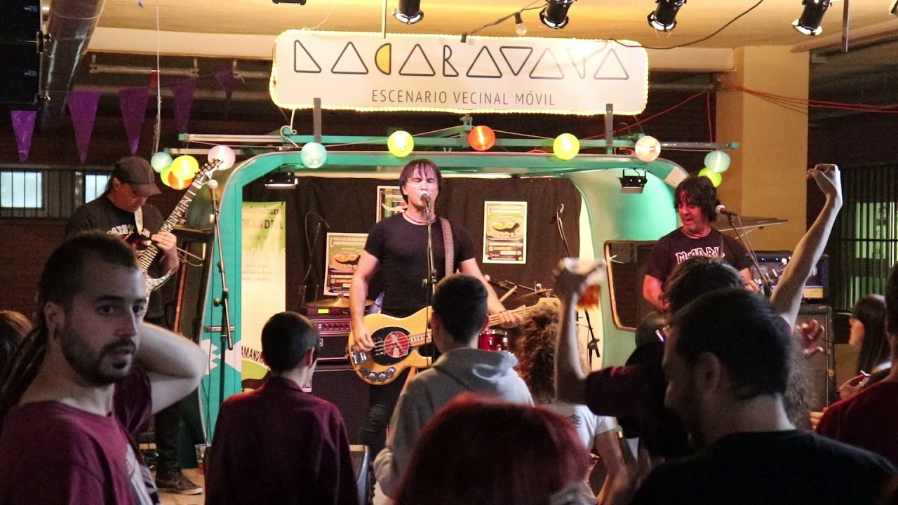 Soplapollas .com - Sublevados -Defendemos La Salamandra (18 de Mayo ...