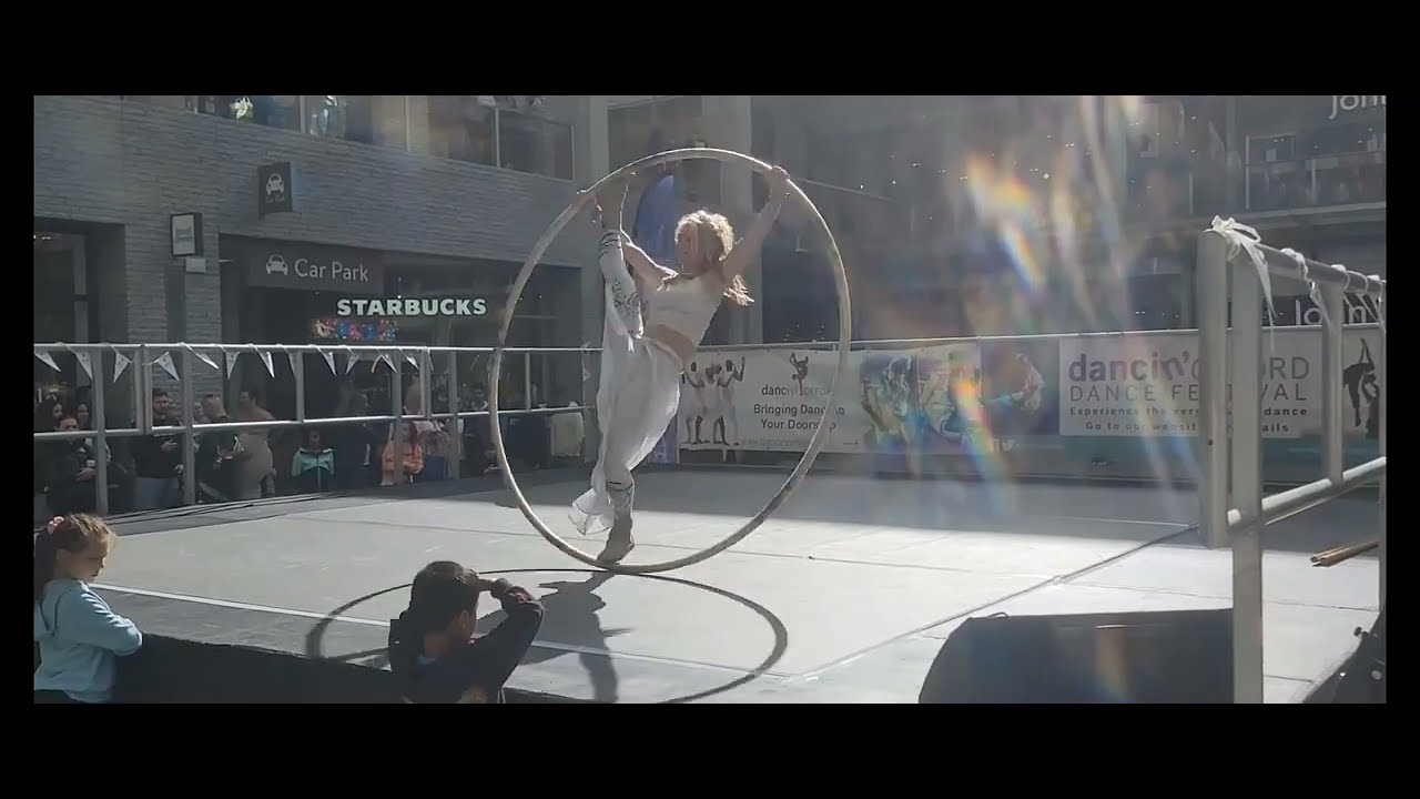 Ariel Dempsey Oxford Festival of Dance Cyr Wheel - YouTube