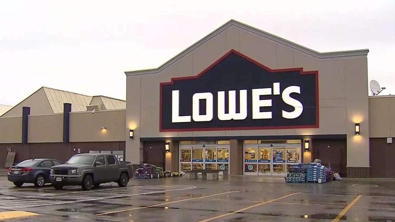 Business Report: Lowe’s to close 34 underperforming stores - YouTube
