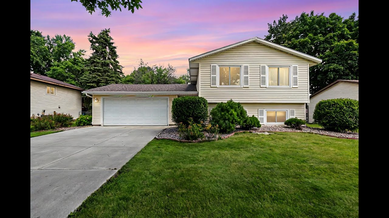 8818 90th Street S, Cottage Grove, MN - Andy Prasky, RE/MAX Advantage ...