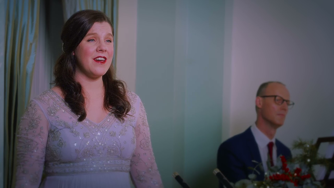 Alison Langer sings 'Have Yourself a Merry Little Christmas' - YouTube ...