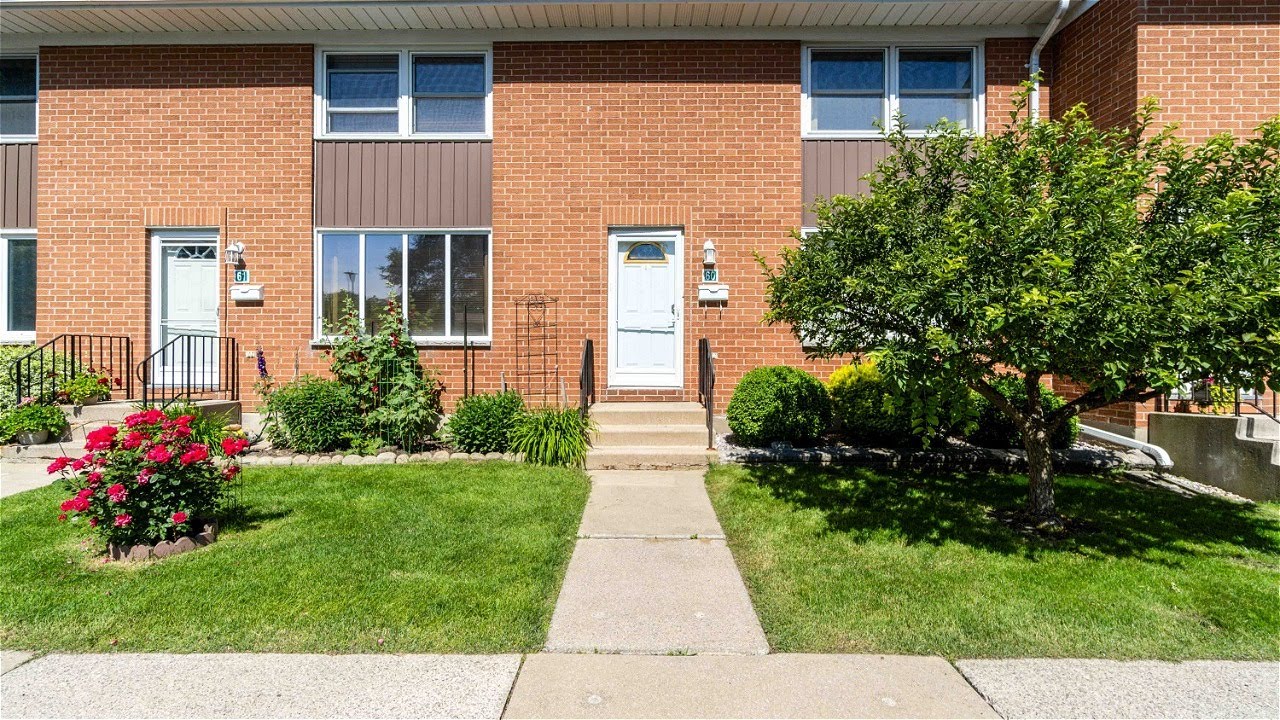 76 Olympus Court, Unit 60, Sarnia, ON - YouTube