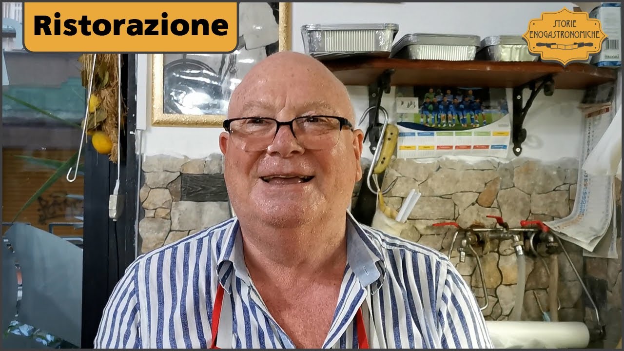 Tripperia O’ Russ di Napoli raccontata dal titolare - YouTube