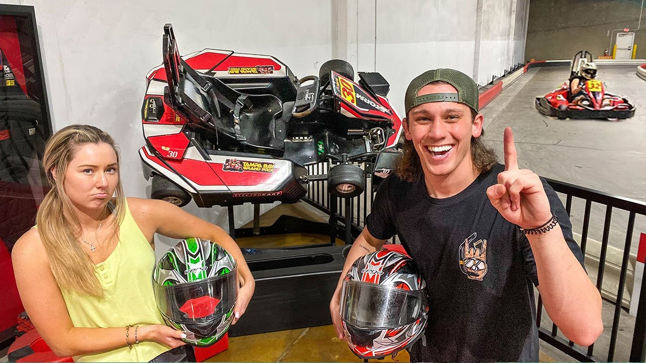 Racing HIGHSPEED Go-Carts 1v1 Battle!! (Who Will Win??)(ft.Jiggin with ...