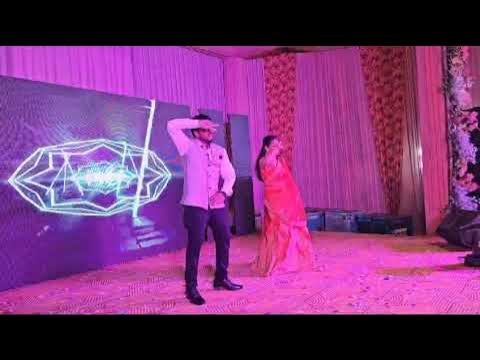 Sangeet couple Dance| Chunari chunari | - YouTube