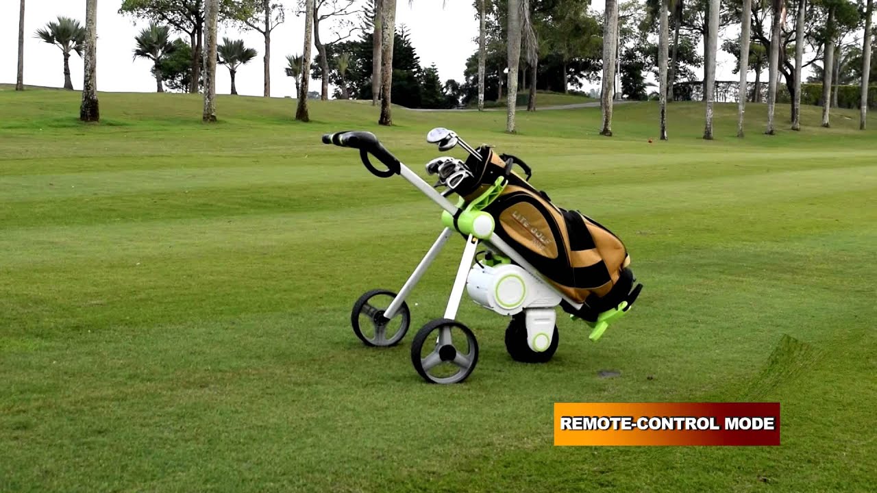 Macauto Robot Golf Caddy Cart - YouTube