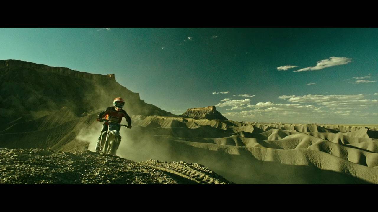 Point Break bike race - YouTube