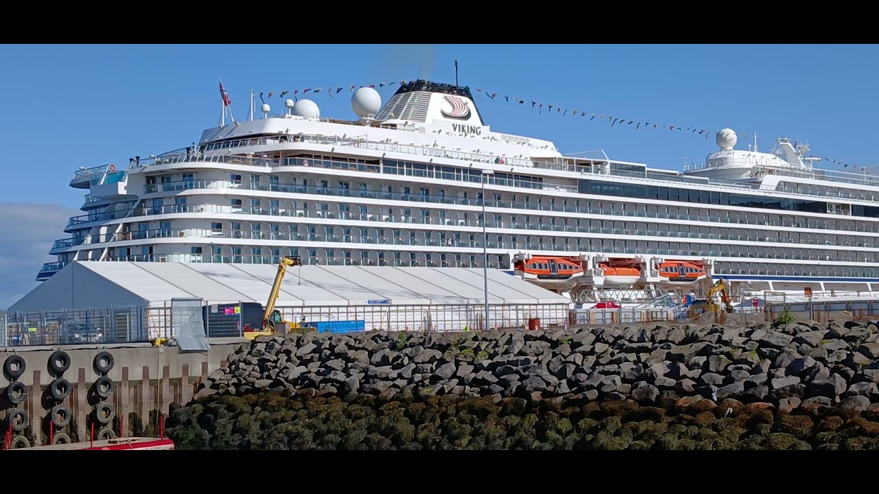 SMALL ISLAND IS CALLED VIDEY IN ICELAND 🇮🇸 - YouTube