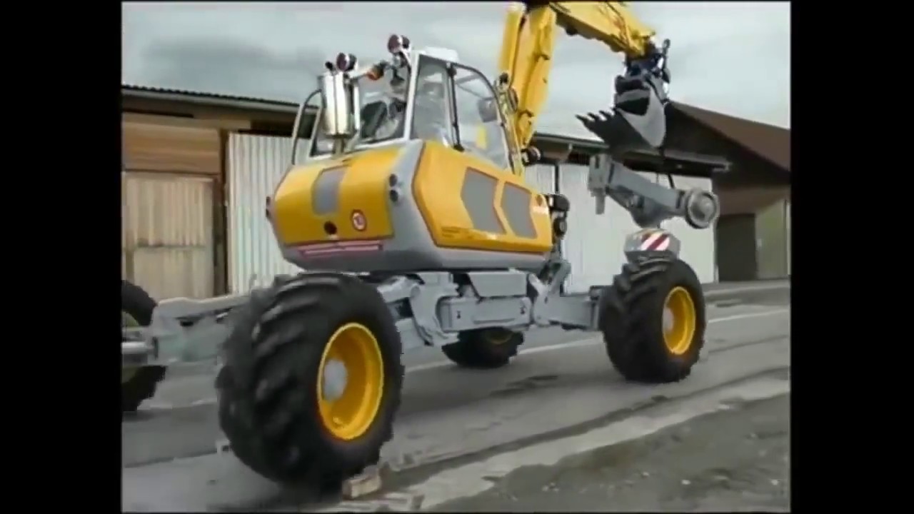 Ehrfürchtiger schwerer Ausrüstung-Bagger-Operator Die meistenBagger ...